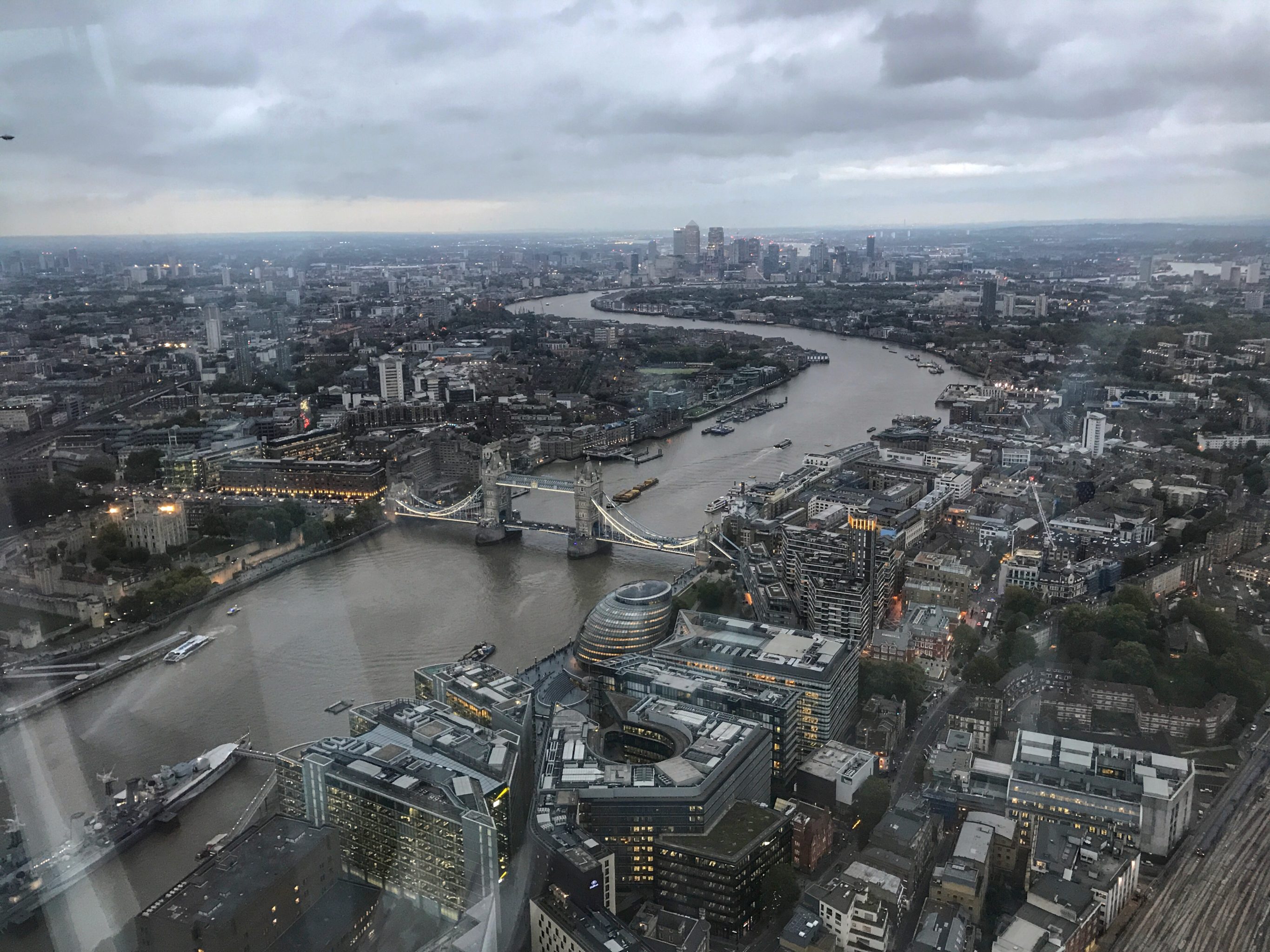 London Travel Guide - Top 12 Ways to SEE LONDON like Never Before