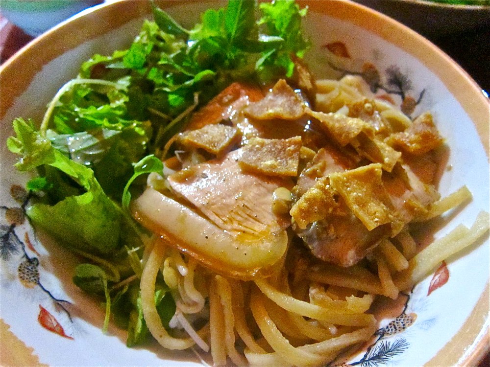 Eat Cau Lau Things To Do In Hoi An - Travel Off Path