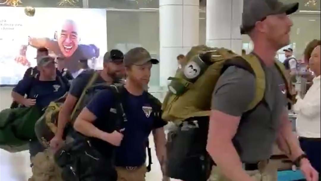 Firefighters From the U.S. & Canada Met With Applause Upon Arrival in ...