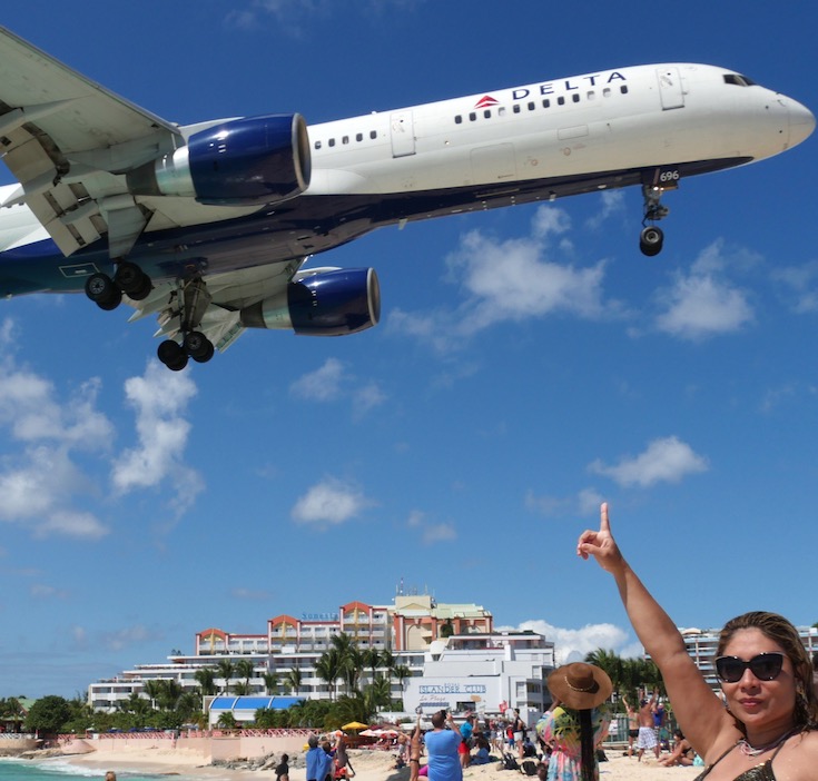 Delta plane landing in Caribbean - Travel Off Path