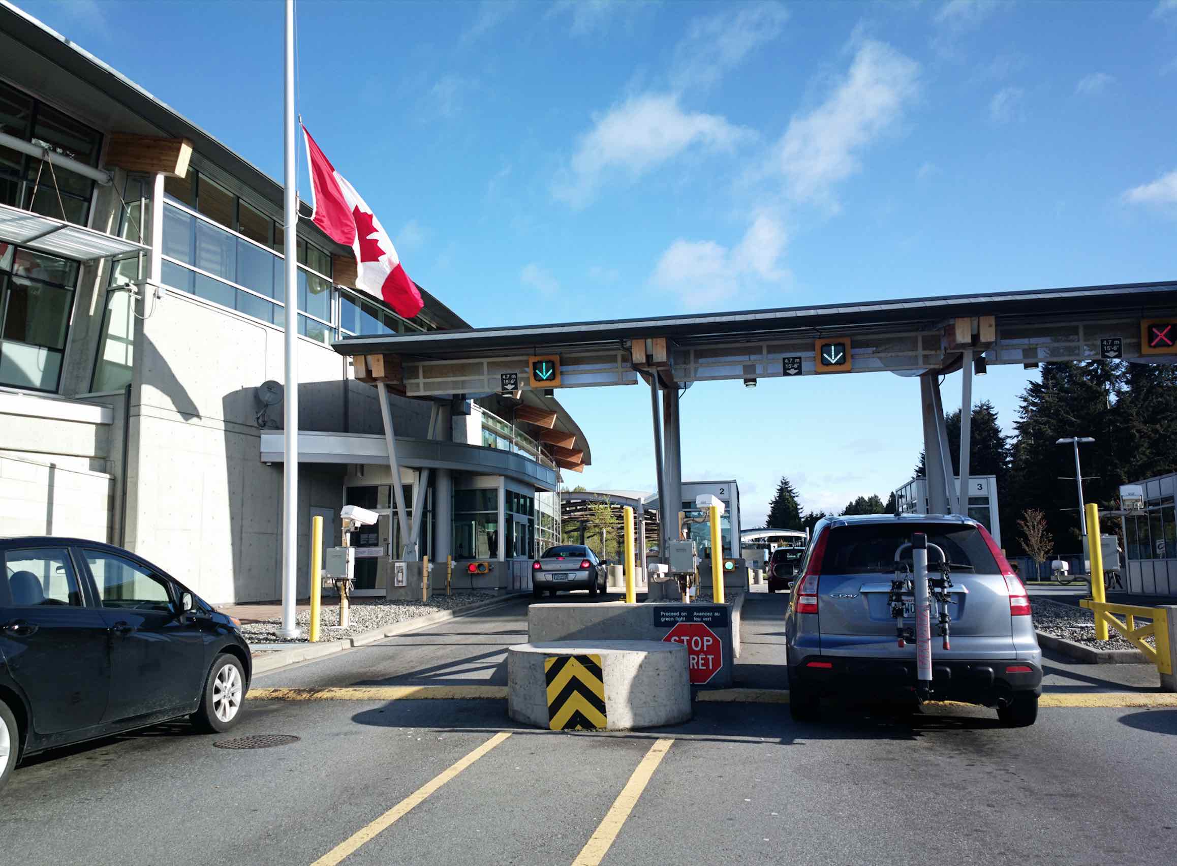 U.S. Extends Land Border Closure With Canada And Mexico For Another ...