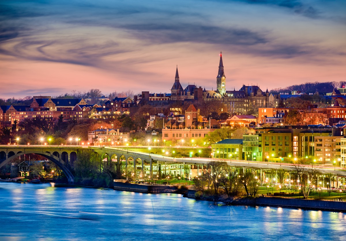 Top 8 Romantic Places to Visit at Night in Washington DC - Travel Off Path