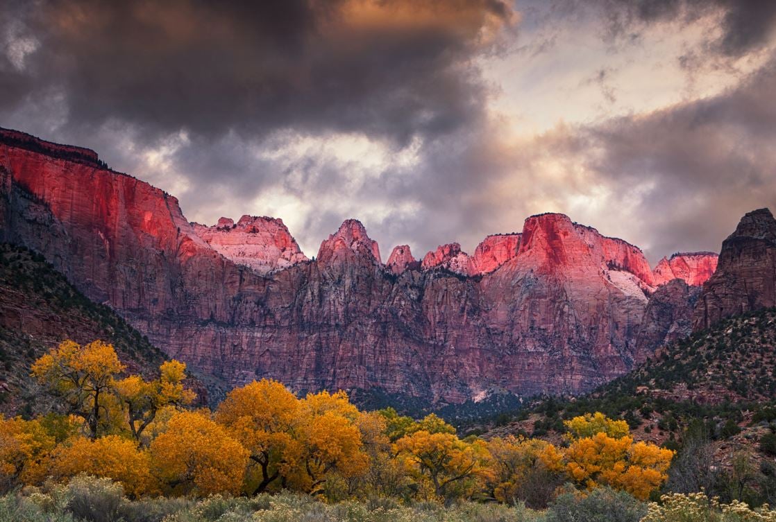 Top 7 U.S. National Parks To Visit This Fall - Travel Off Path