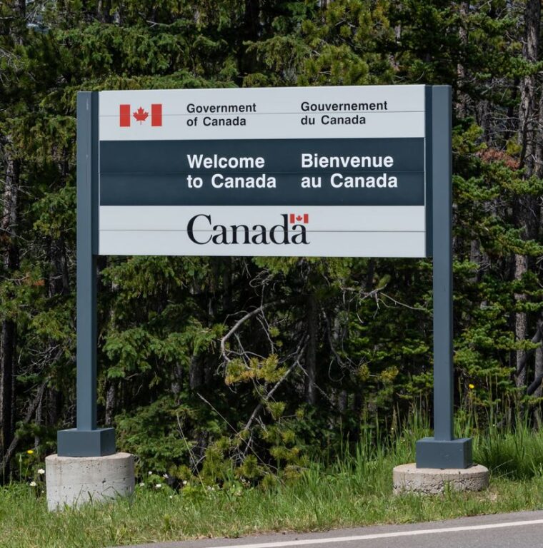 What American Tourists Will Need To Enter Canada On Monday - Travel Off ...