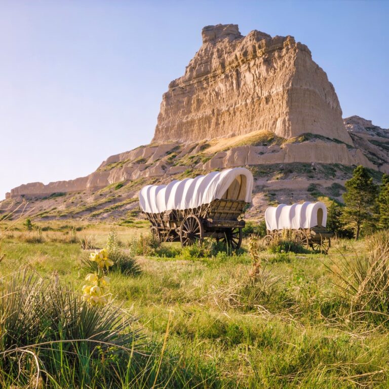 Top 8 Tips For Driving the Oregon Trail - Travel Off Path