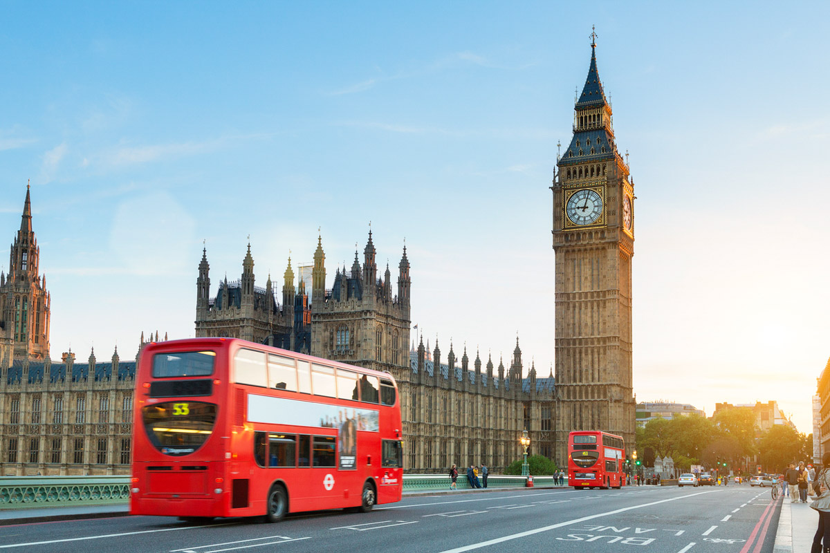 New Rules Make It Easier For Americans To Visit England - Travel Off Path