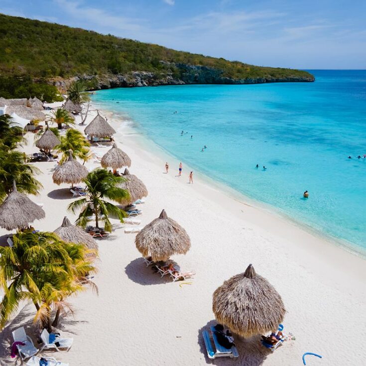 curcacao beach - Travel Off Path