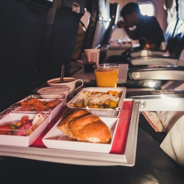 United Introduces 3 New Free Snacks For Economy Passengers - Travel Off ...