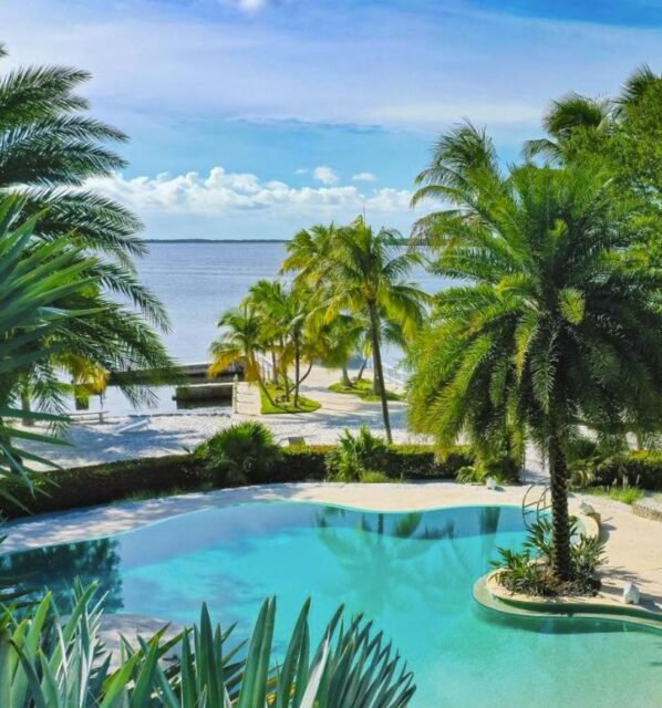 Top 10 Beachfront Hotels In The Florida Keys - Travel Off Path
