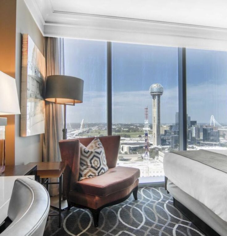 omni-dallas - Travel Off Path