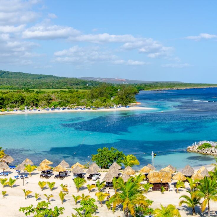 Caribbean Destinations With No Restrictions This Fall & Winter - Travel ...