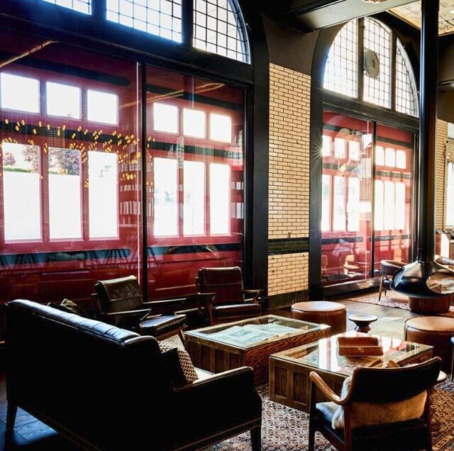 Top 8 Hotels In Detroit, Michigan - Travel Off Path
