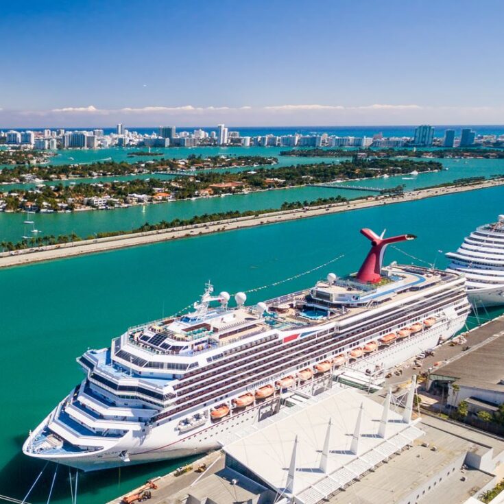 Why You Should Cruise For Christmas: Top 5 Holiday Cruises For 2022 ...