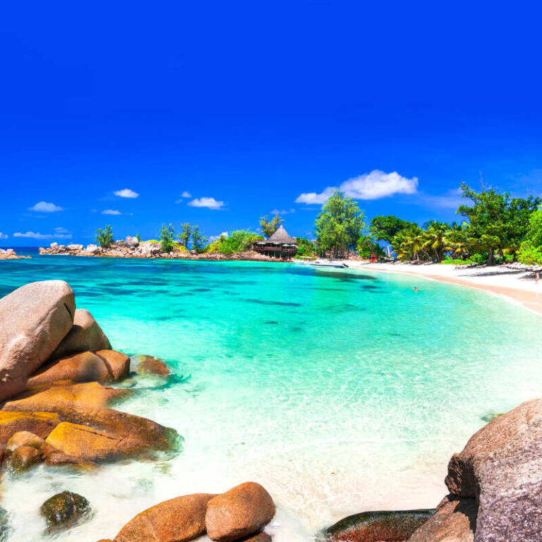 You Can Live In This Beautiful Beach Destination For A Whole Year ...
