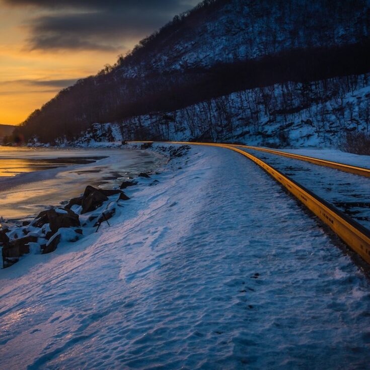 These Are The Top 6 Train Rides Across America For Stunning Winter ...