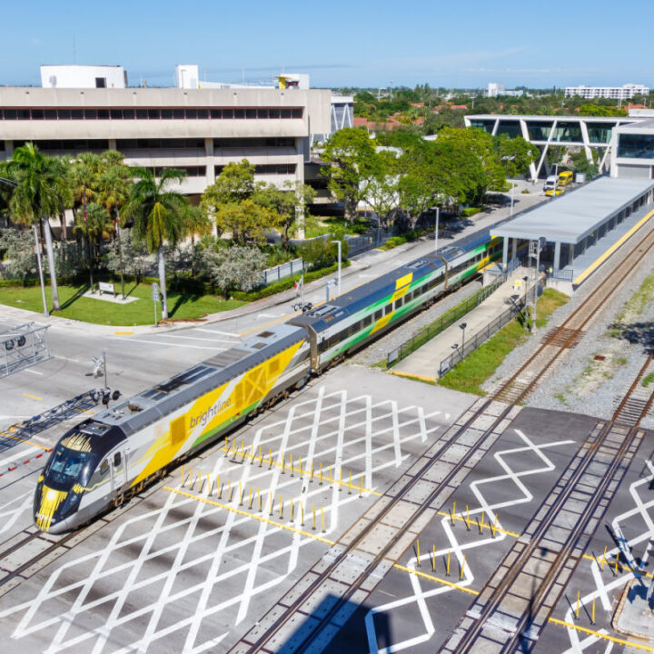 One Of The Fastest Trains In The U.S. Is Set To Launch Between Miami ...