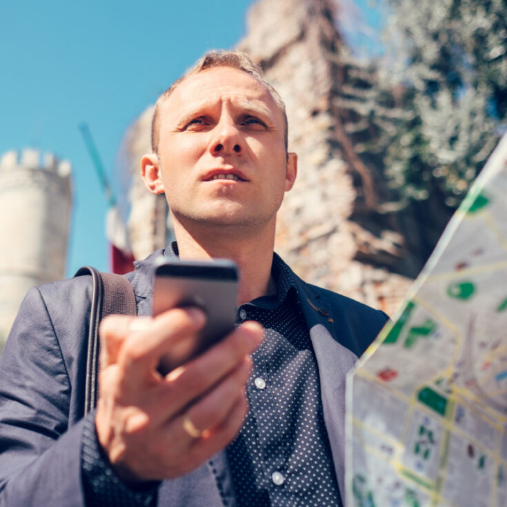 lost-tourist-with-map - Travel Off Path