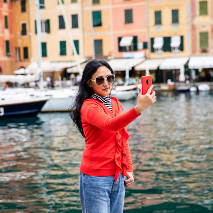 You Could Be Fined 300 Dollars For Stopping For Selfies In This Popular ...