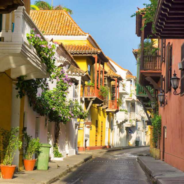 Colombia Drops Vaccine Requirement For All International Travelers ...