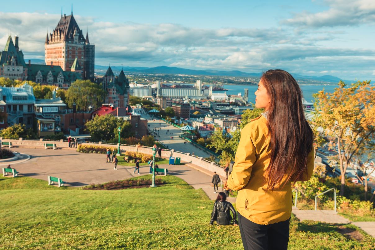 Digital nomads can stay in Canada for up to 6 months with no income ...