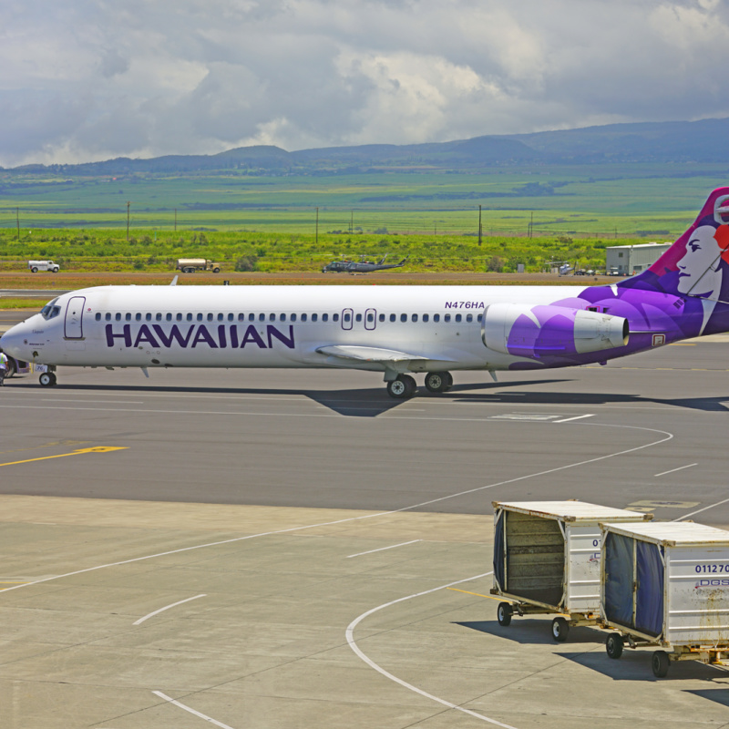 Hawaiian-airlines-plane - Travel Off Path