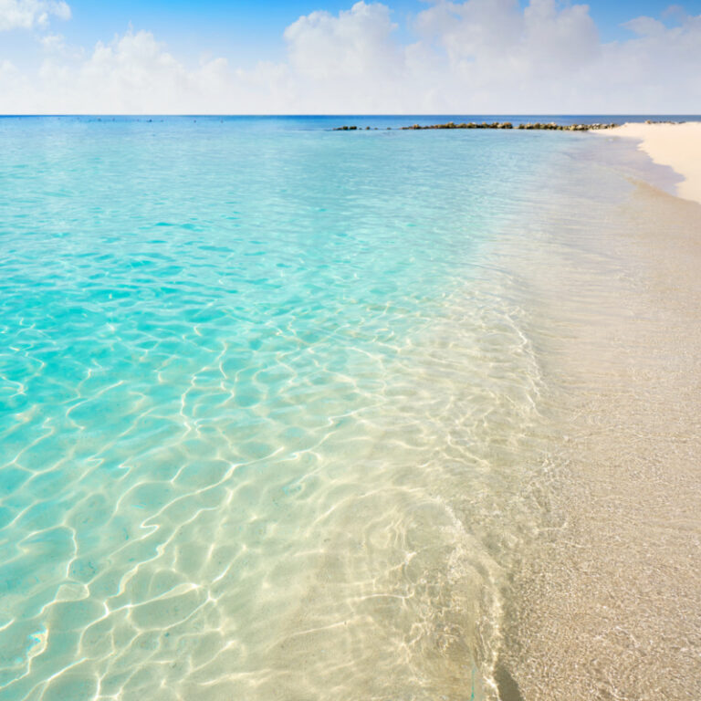These Are The Top 3 Islands In The Mexican Caribbean To Visit Right Now ...