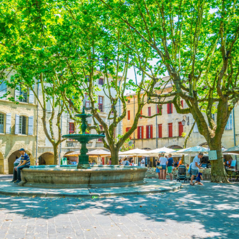 These Are The 10 Most Welcoming Destinations In The World According To ...