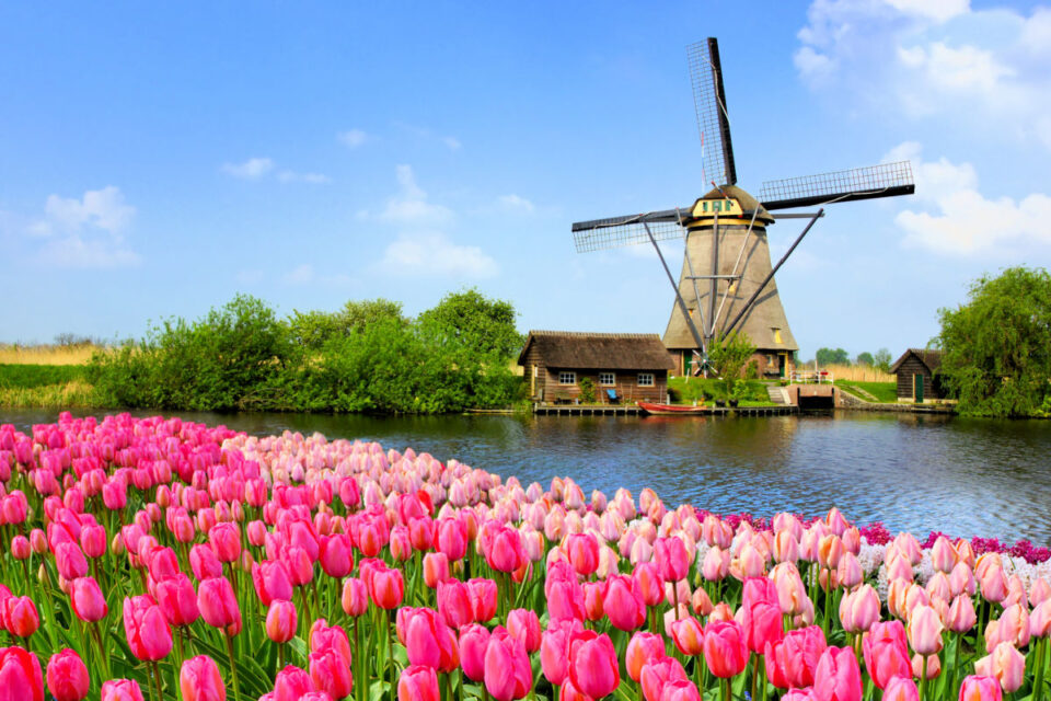 7 Reasons Why Spring Is The Best Time To Visit This Colorful European ...