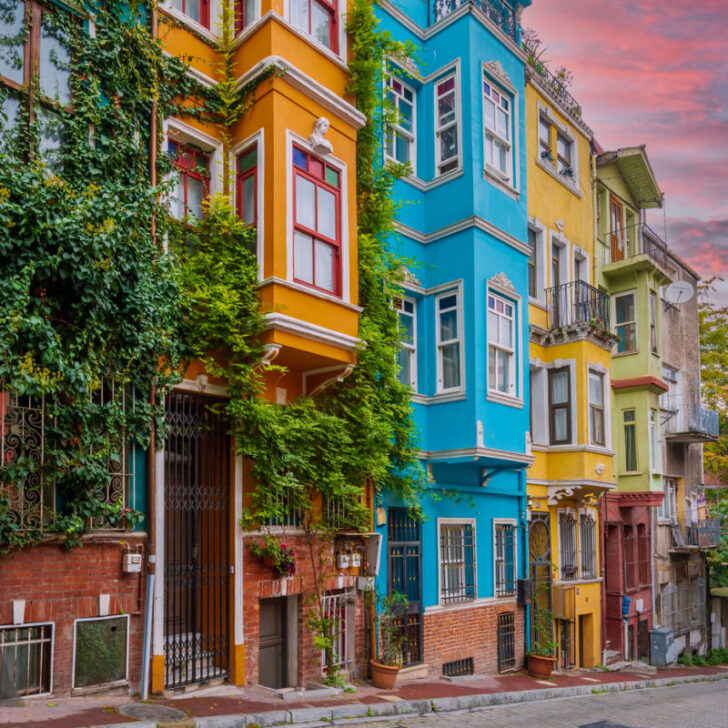 Colorful-homes-of-Balat-district-in-Istanbul - Travel Off Path