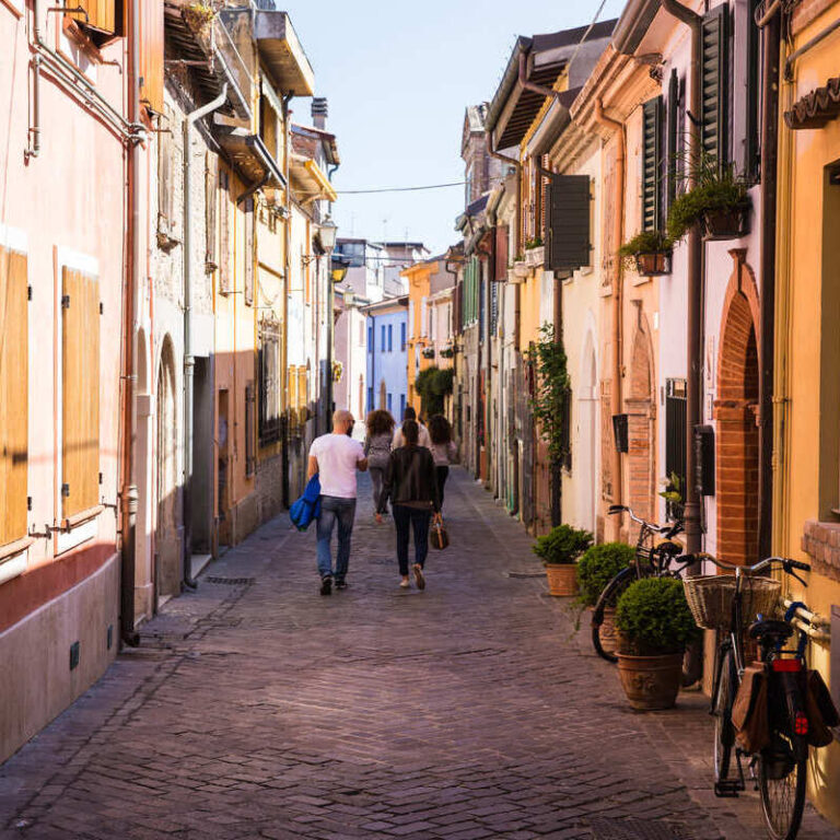 This Lesser-Known Resort City In Italy Has Beautiful Beaches And It's ...
