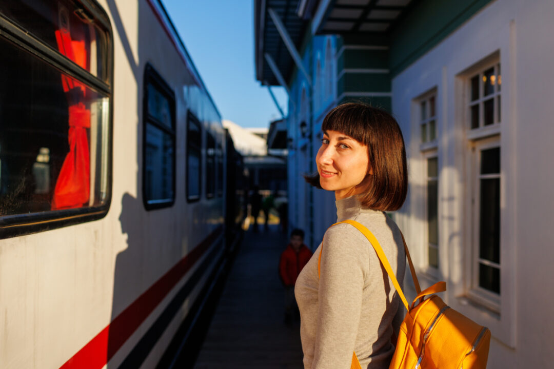 Groovy Baby! New Vintage Style Passenger Train To Launch In Italy With ...