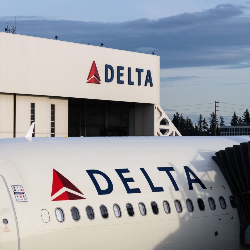 No More Lines! Delta Launches New 'Bag Drop' Tool For Travelers ...