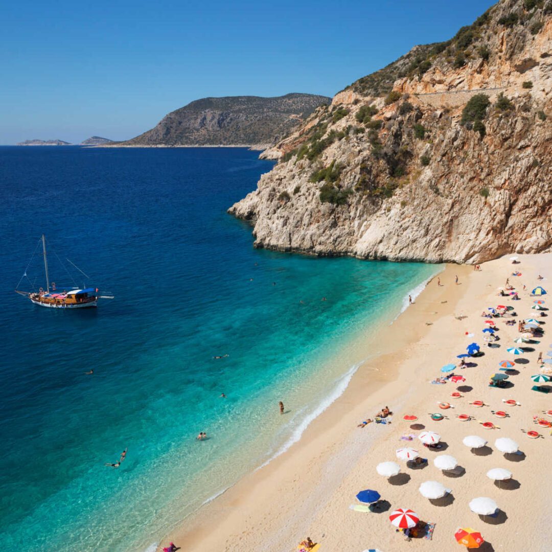 5 Reasons Why Now Is The Best Time To Visit This Record-Breaking ...
