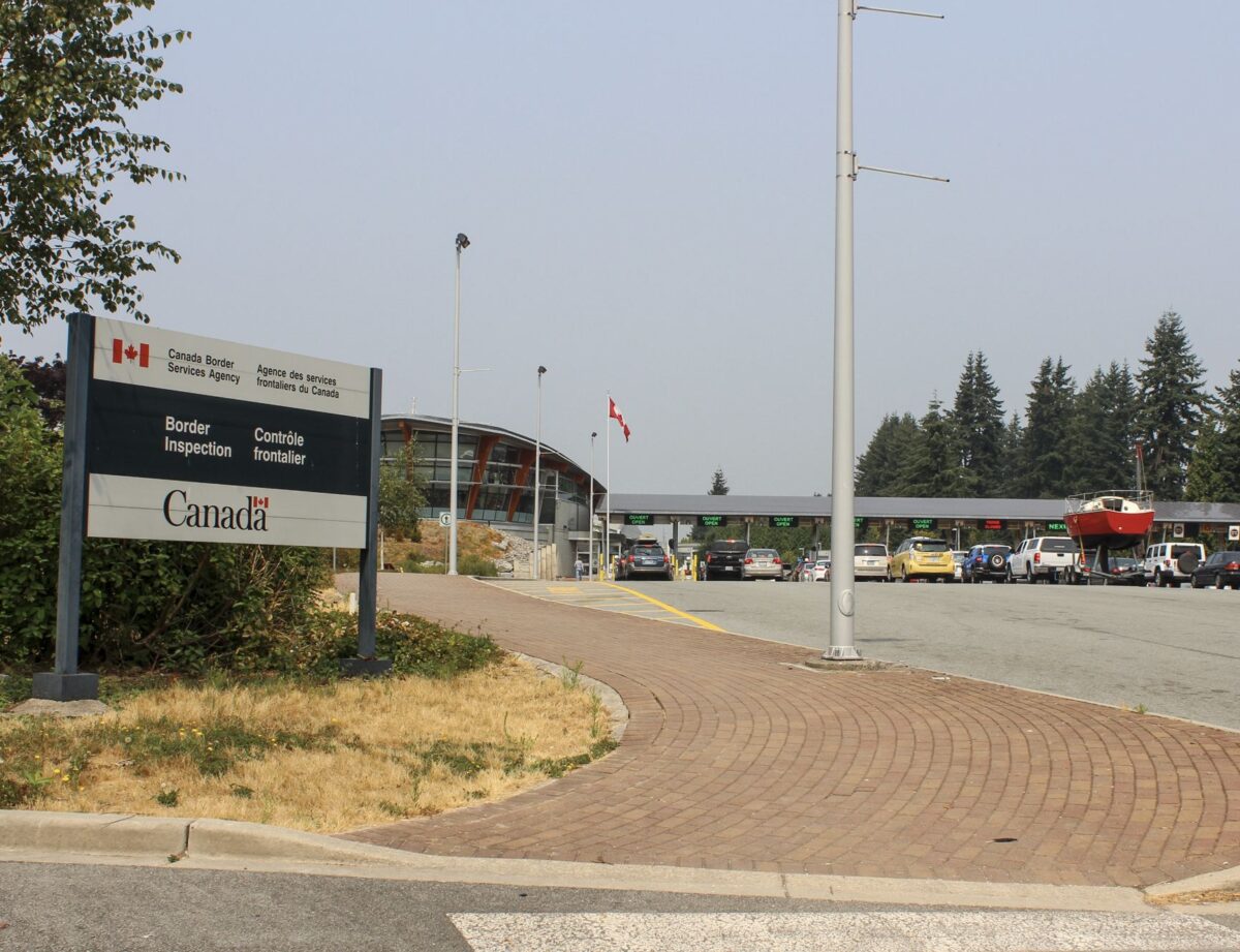 Canada-Border-Crossing-Inspection-Station - Travel Off Path